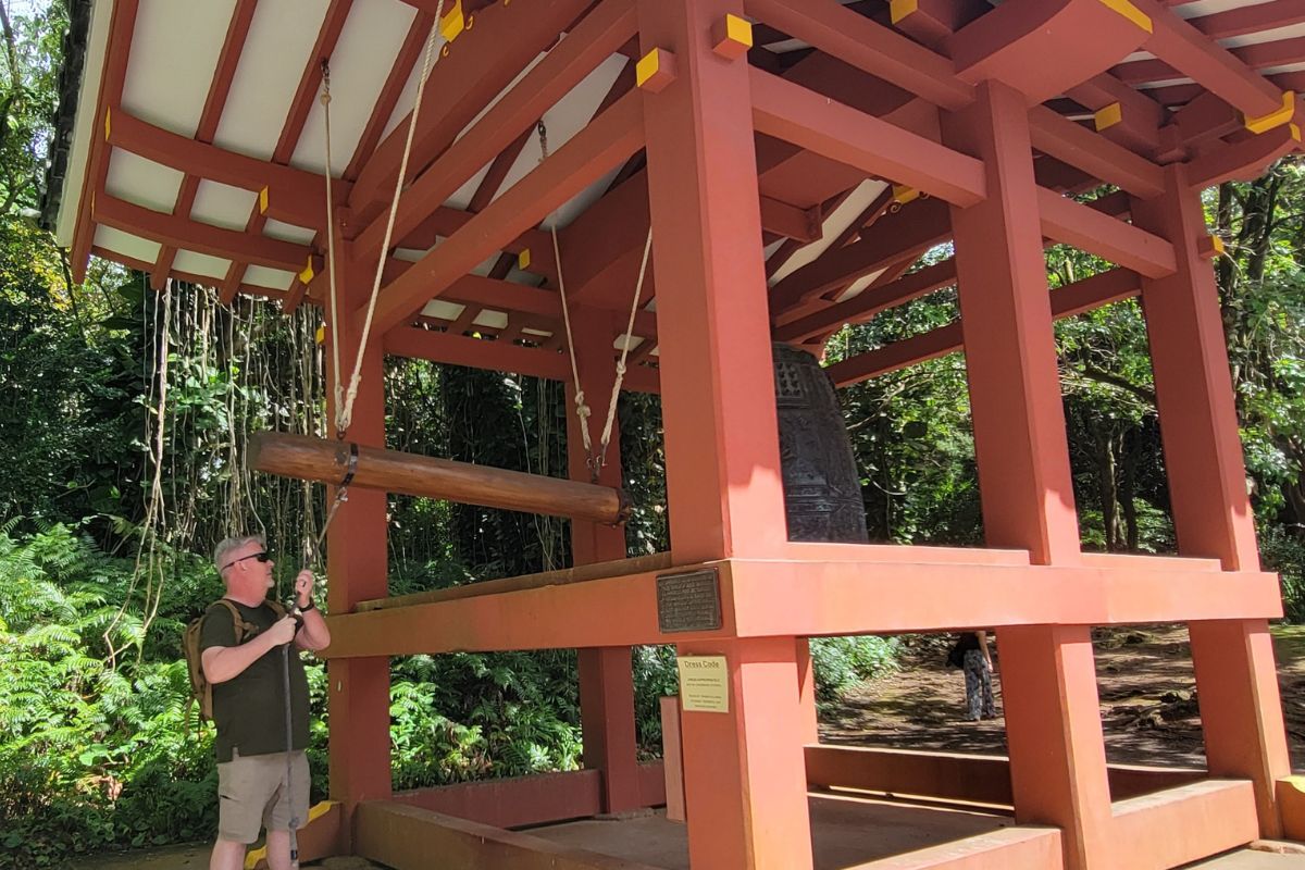Escape the Oahu Crowds with a Visit to the Byodo-In Temple