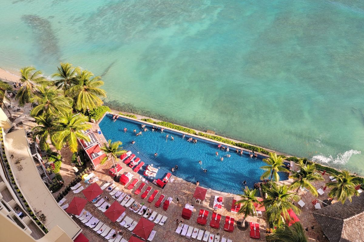 The Best Hotels in Waikiki: An Honest Review of the Sheraton Waikiki