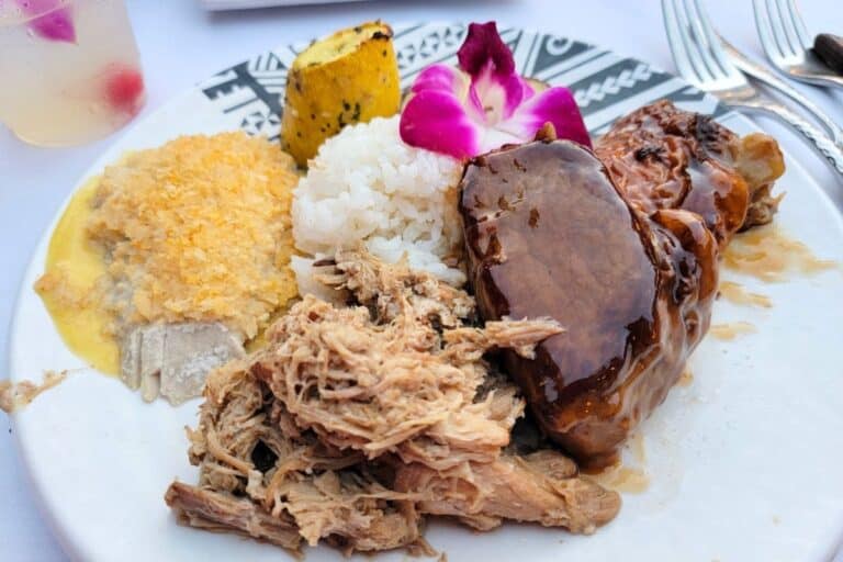 The Hale Koa Luau is My Favorite Oahu Luau, Here's Why