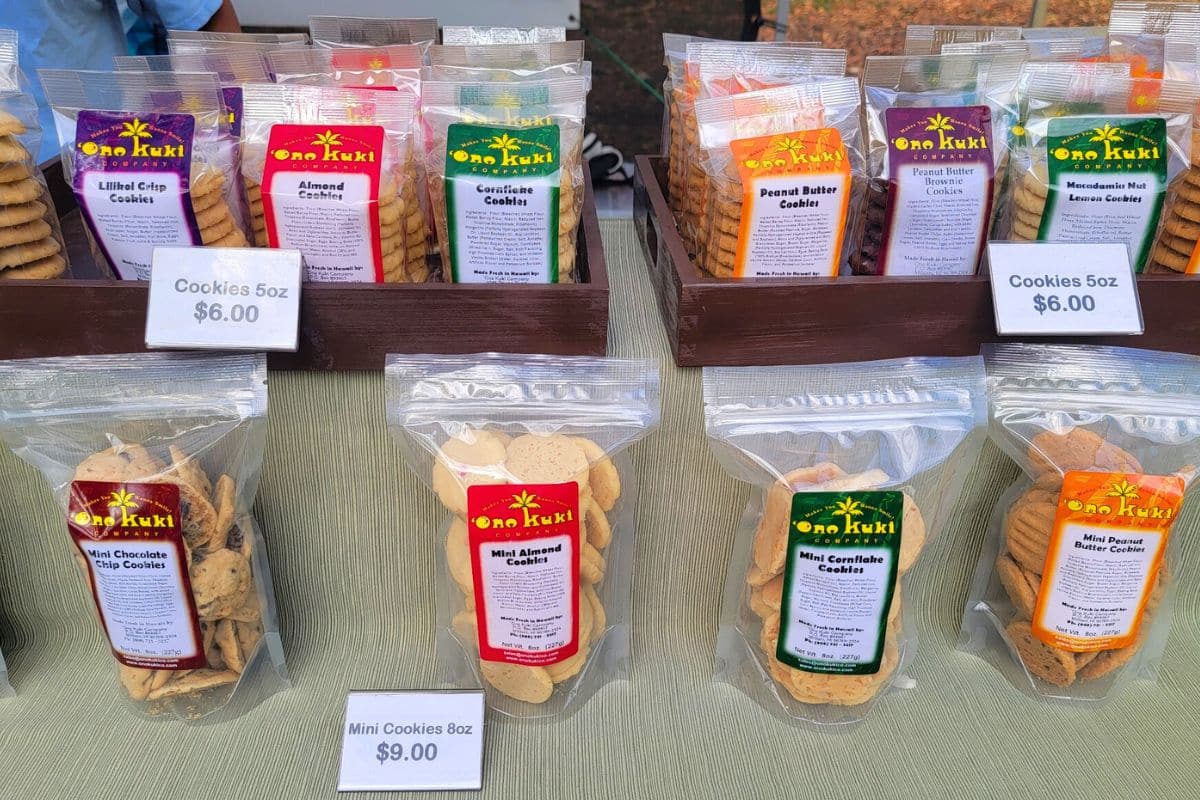 Eat, Drink, & Shop Local at Oahu's Weekly KCC Farmers' Market 🚜🍍🍅