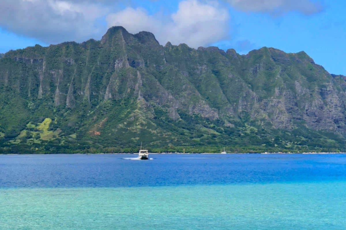 Windward Oahu's Kaneohe Bay is Home to the Dreamiest Sandbar in Hawaii